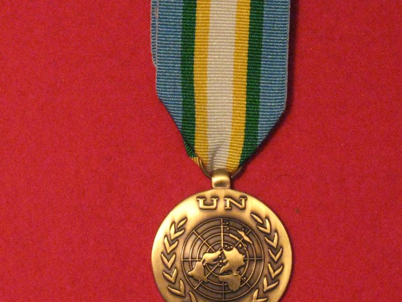FULL SIZE UNITED NATIONS DARFUR MEDAL UNAMID - Hill Military Medals