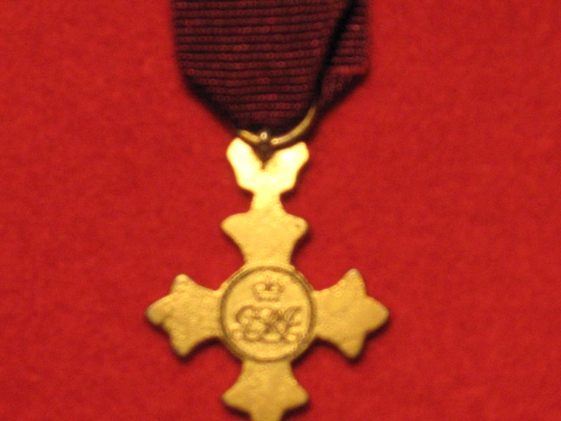 MINIATURE OBE CIVIL MEDAL 1ST TYPE KINGS CROWN GVF MEDAL - Hill ...