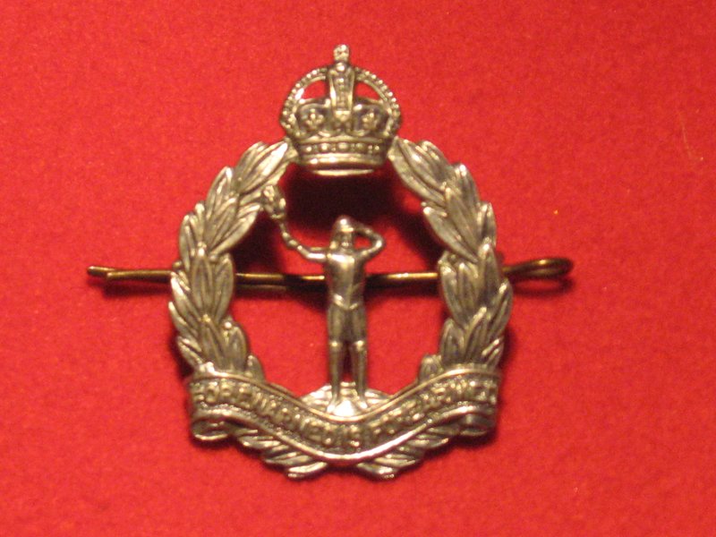 ROYAL OBSERVER CORPS CAP BADGE KC - Hill Military Medals